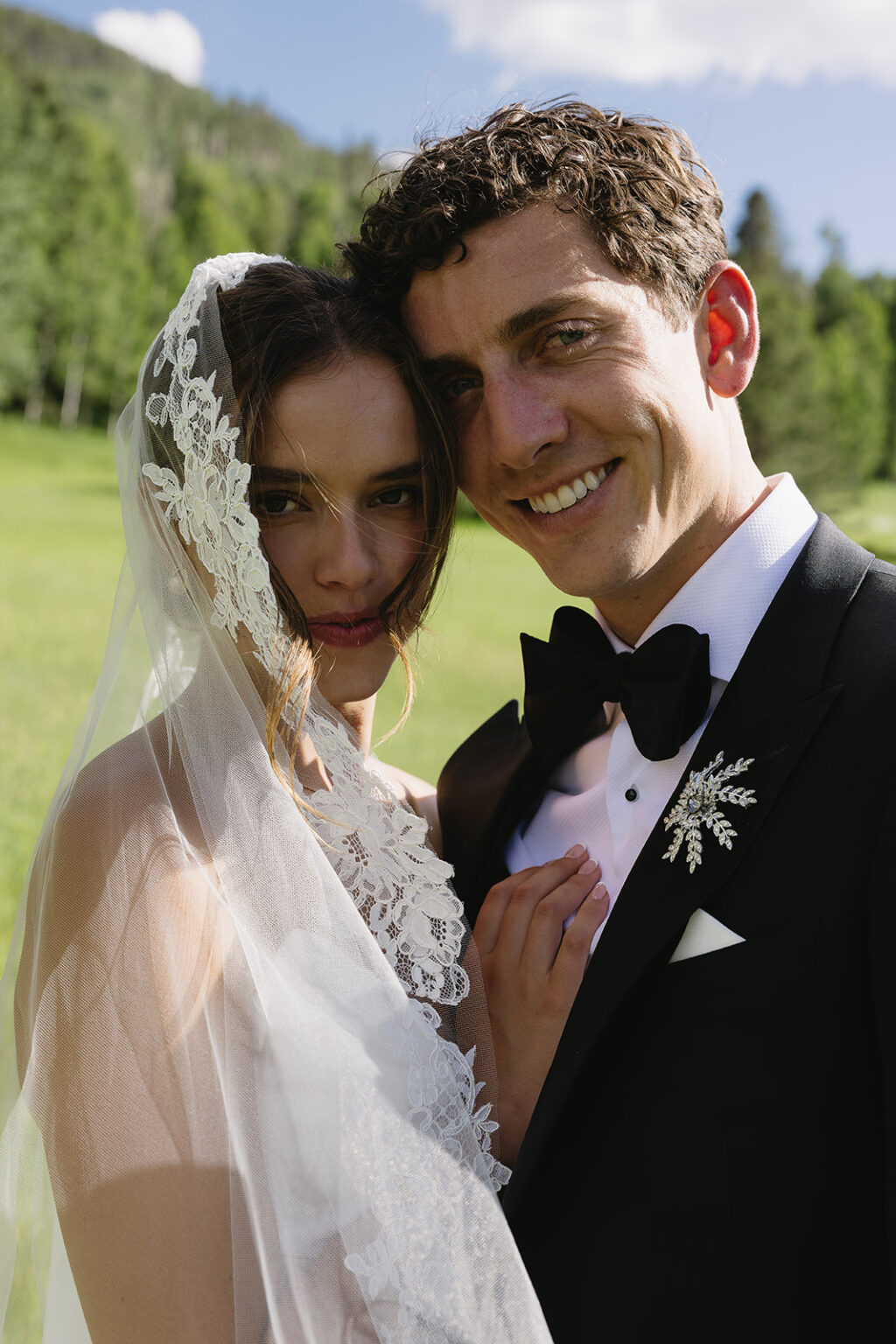 The Art of Photojournalistic Wedding Photography - emilieleazier.com