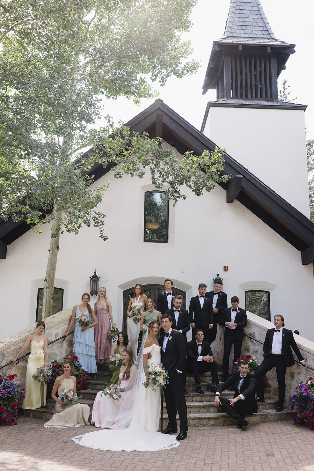 The Art of Photojournalistic Wedding Photography - emilieleazier.com